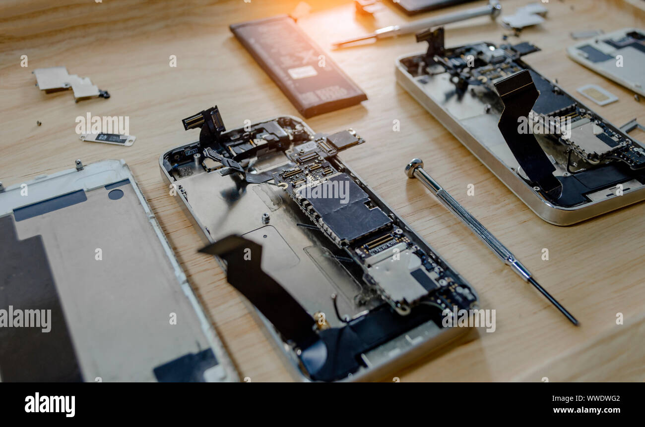 Iphone motherboard repairs into the motherboard for smartphone By ...