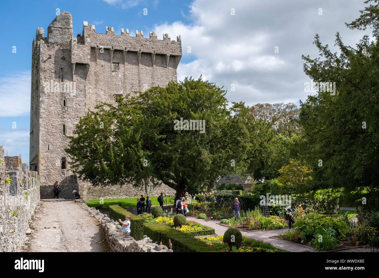 Blarney castle ireland architecture landscape hi-res stock photography ...