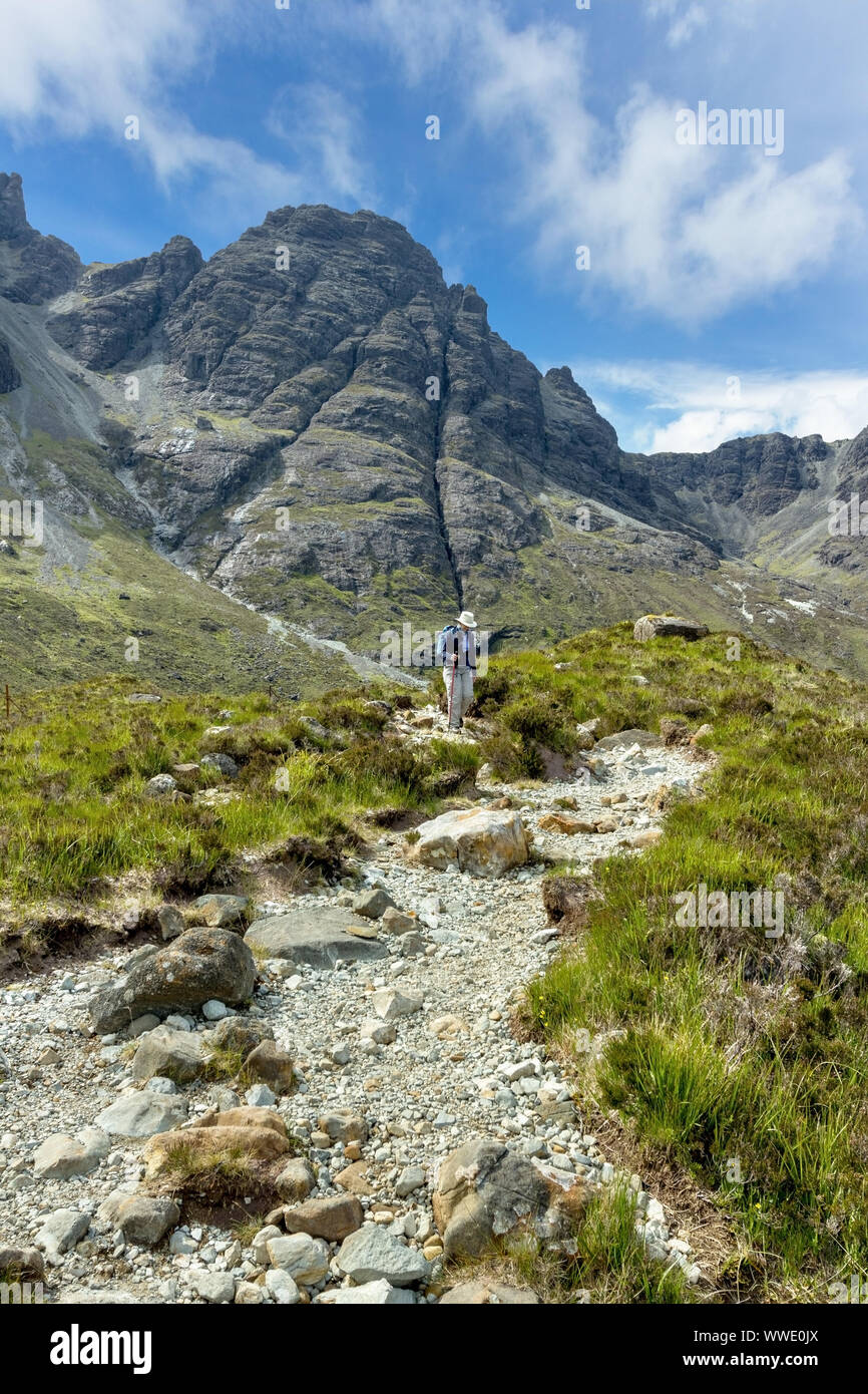Cuillin mountains on the isle of skye hi-res stock photography and ...