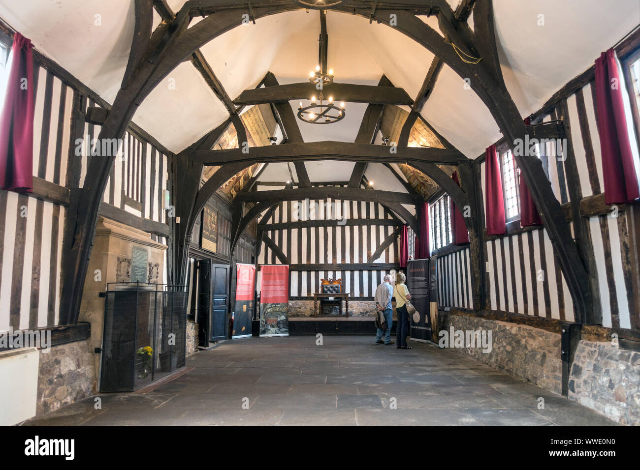 14th century great hall hi-res stock photography and images - Alamy