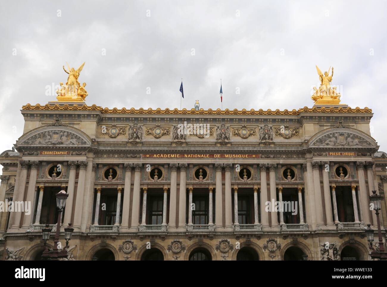 Parisian theater scene hi-res stock photography and images - Alamy