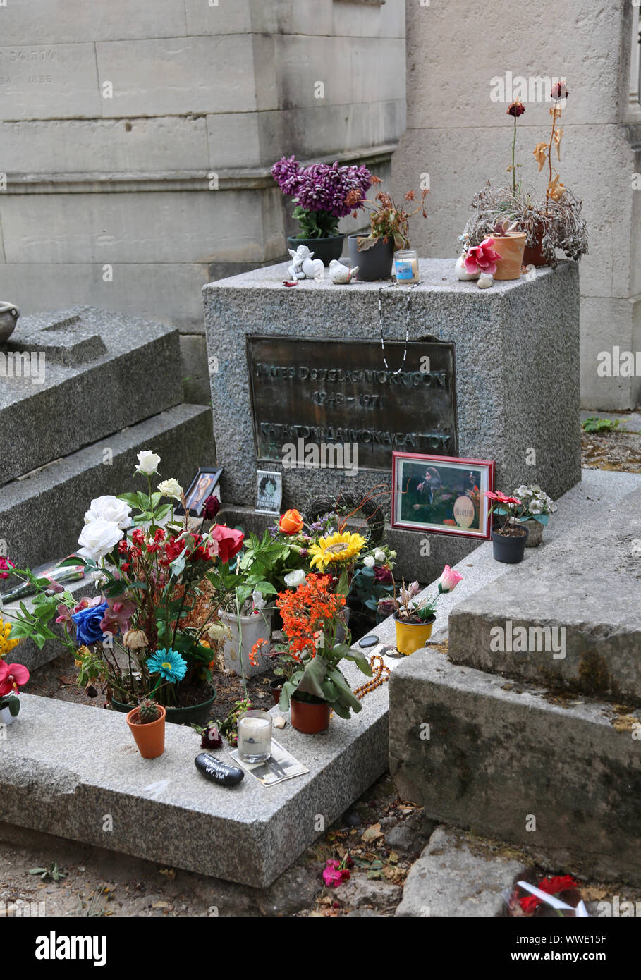 Paris, France - August 21, 2018: Tomb of the famous singer Jim Morrison ...