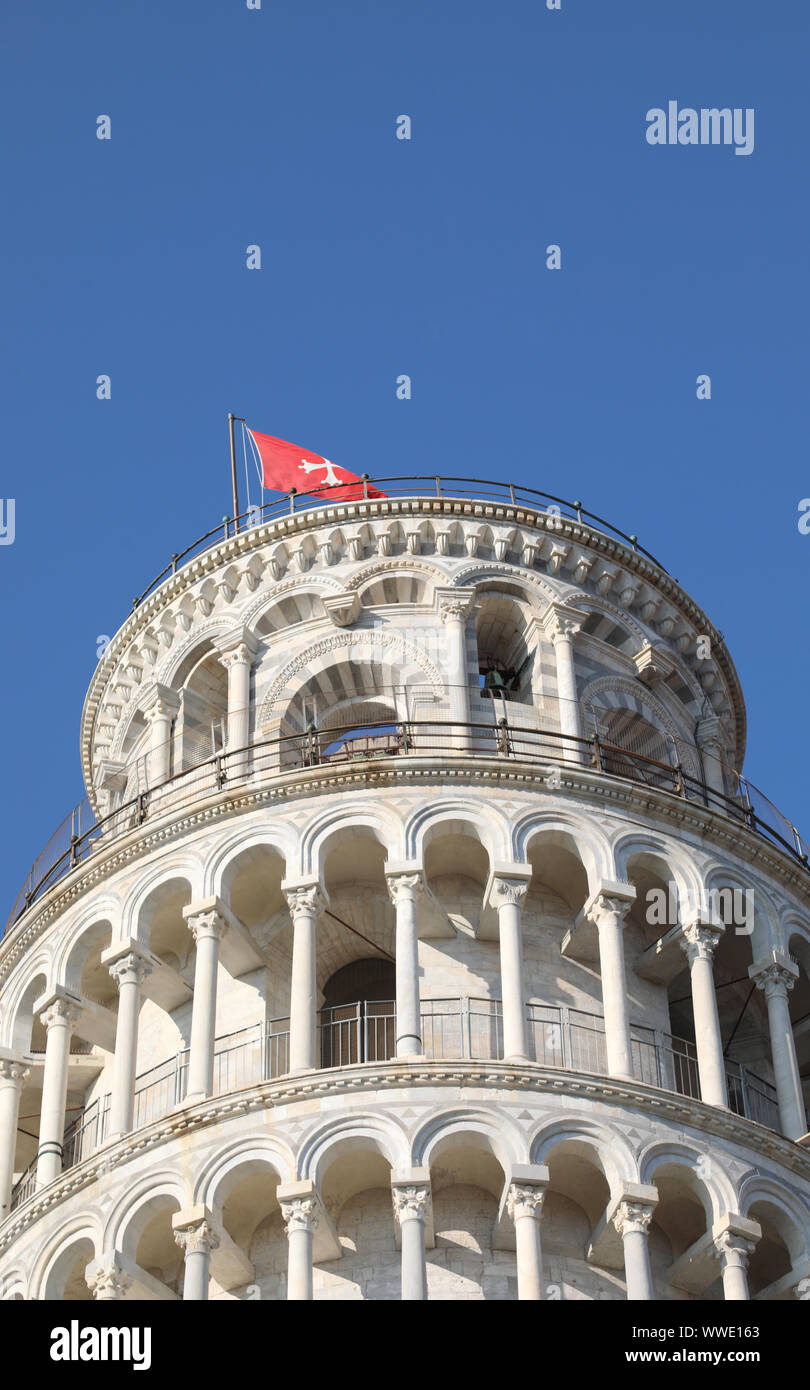 Pisa, PI, Italy - August 21, 2019: Leaning Tower of Pisa with flag on ...