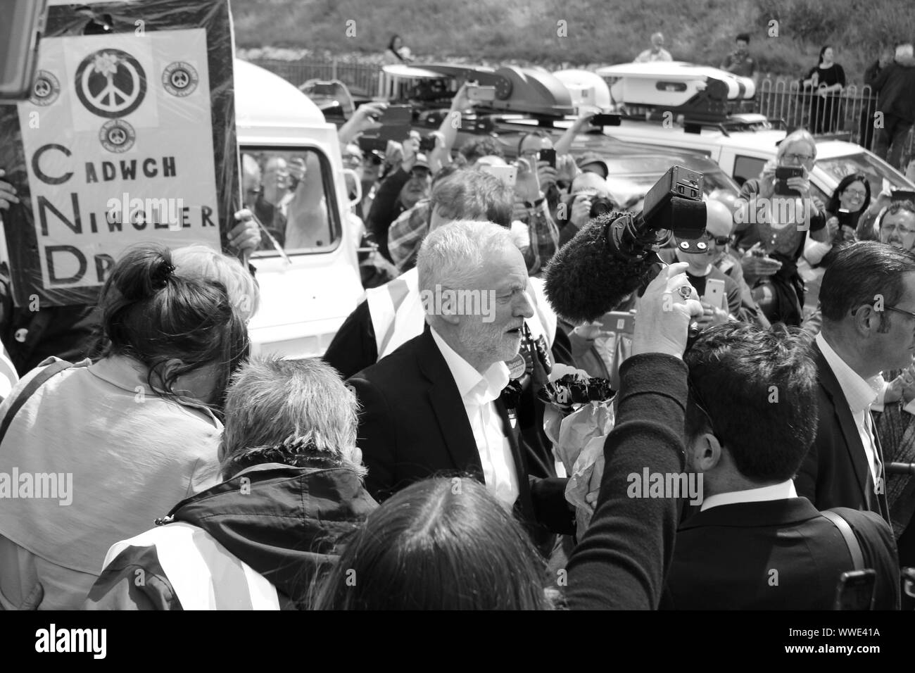 Corbyn and the labour party Black and White Stock Photos & Images - Alamy