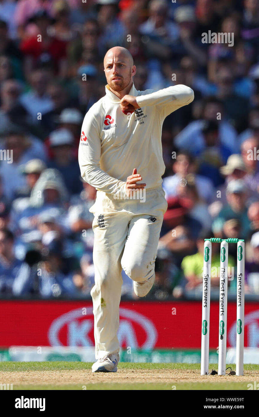 Jack leach test hi-res stock photography and images - Alamy