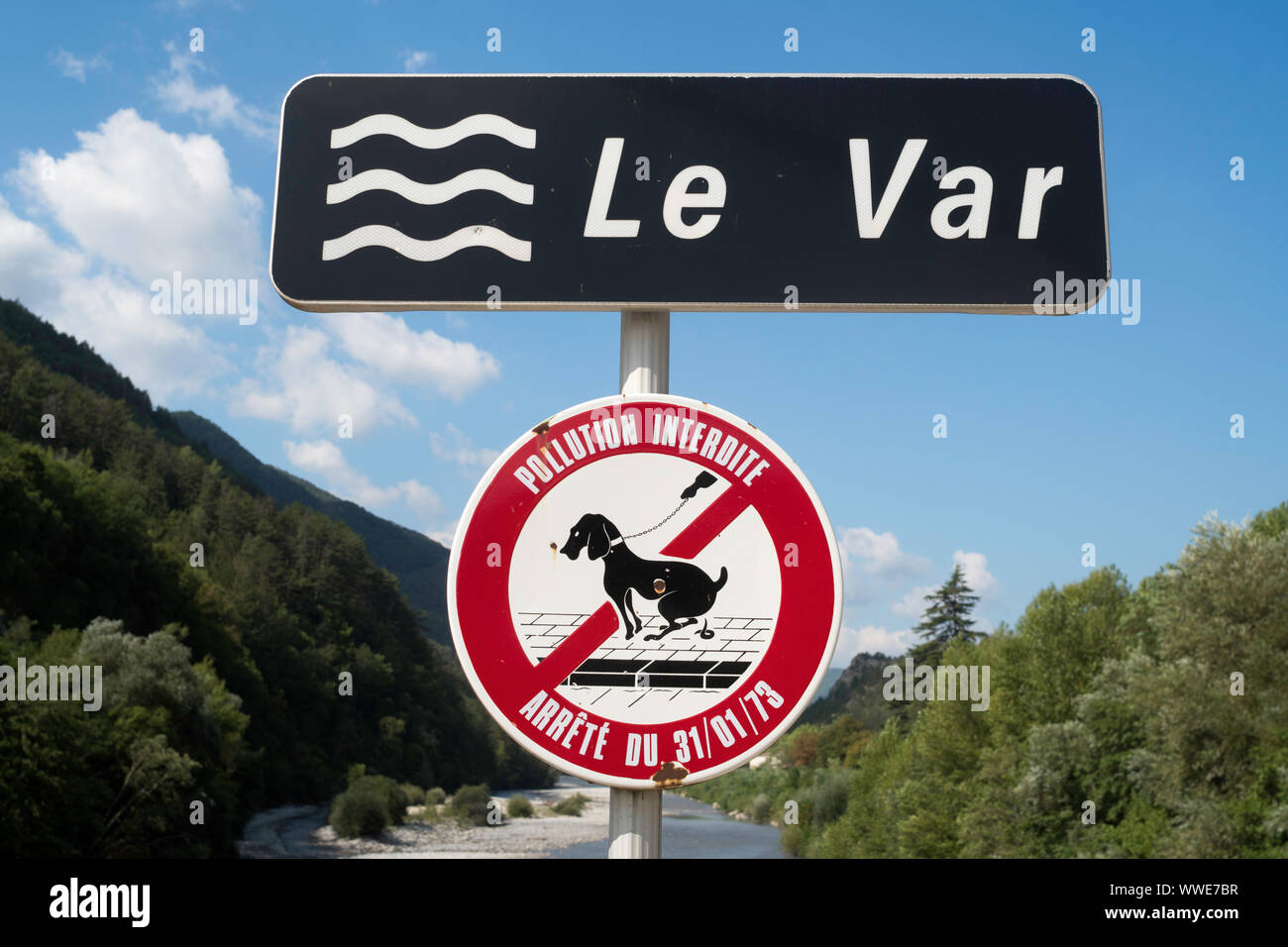 Le var river sign hi-res stock photography and images - Alamy