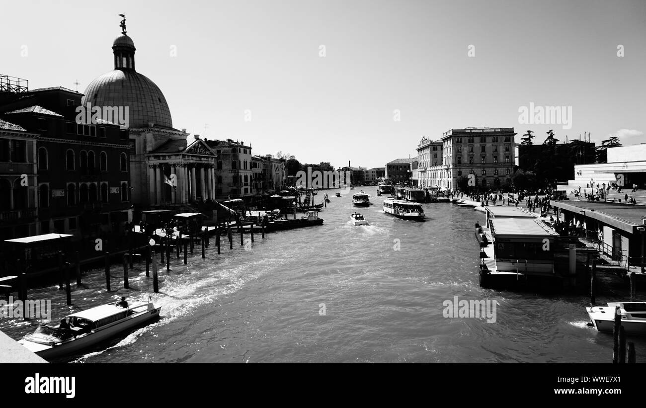 Venice lines Black and White Stock Photos & Images - Alamy