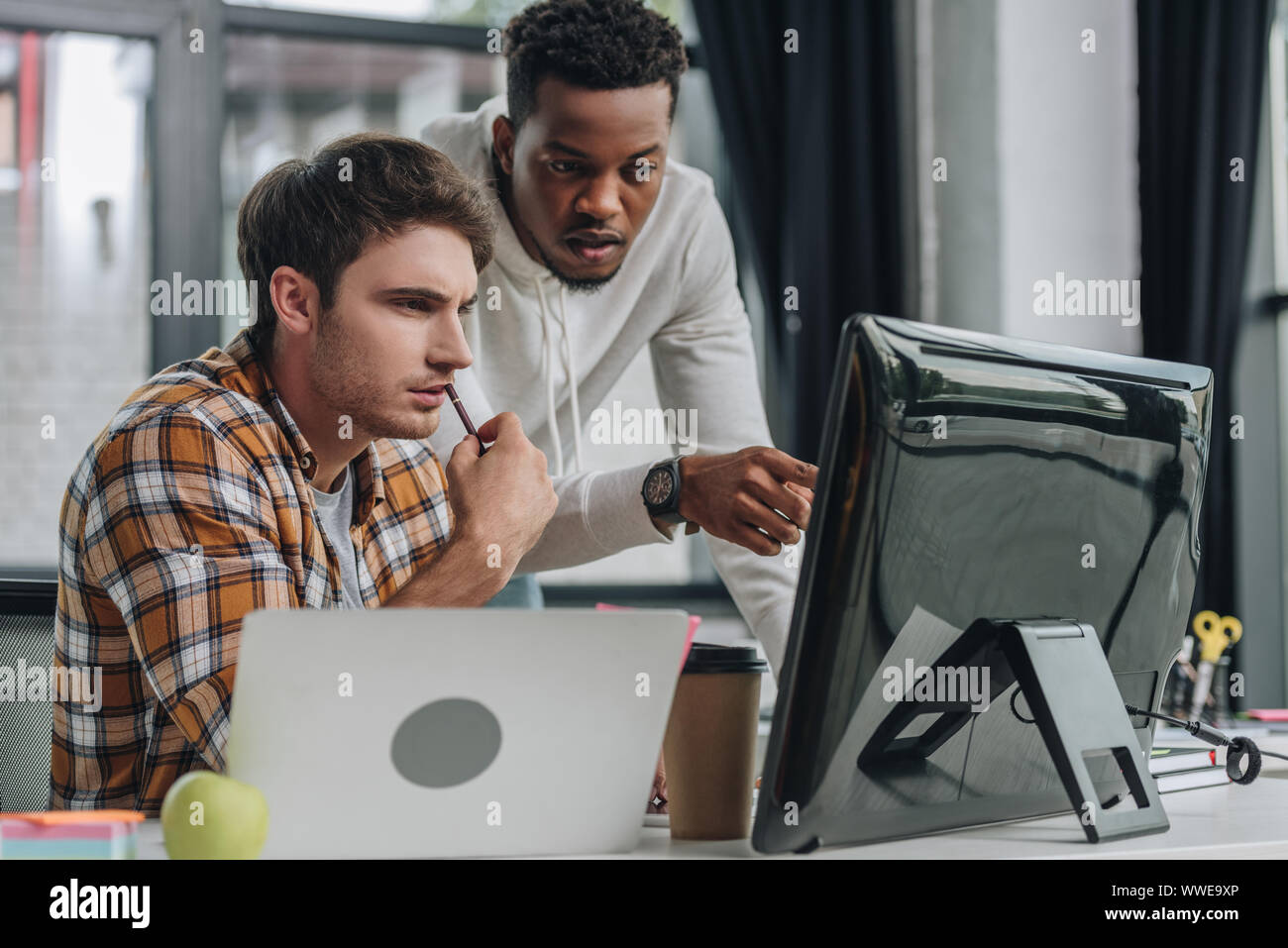Coders african hi-res stock photography and images - Alamy