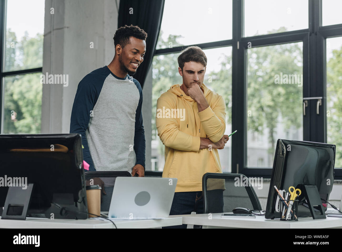 Coders african hi-res stock photography and images - Alamy