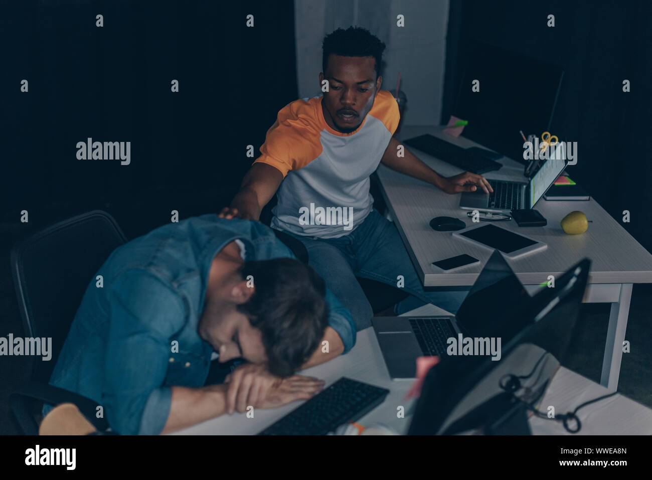 Coders african hi-res stock photography and images - Alamy