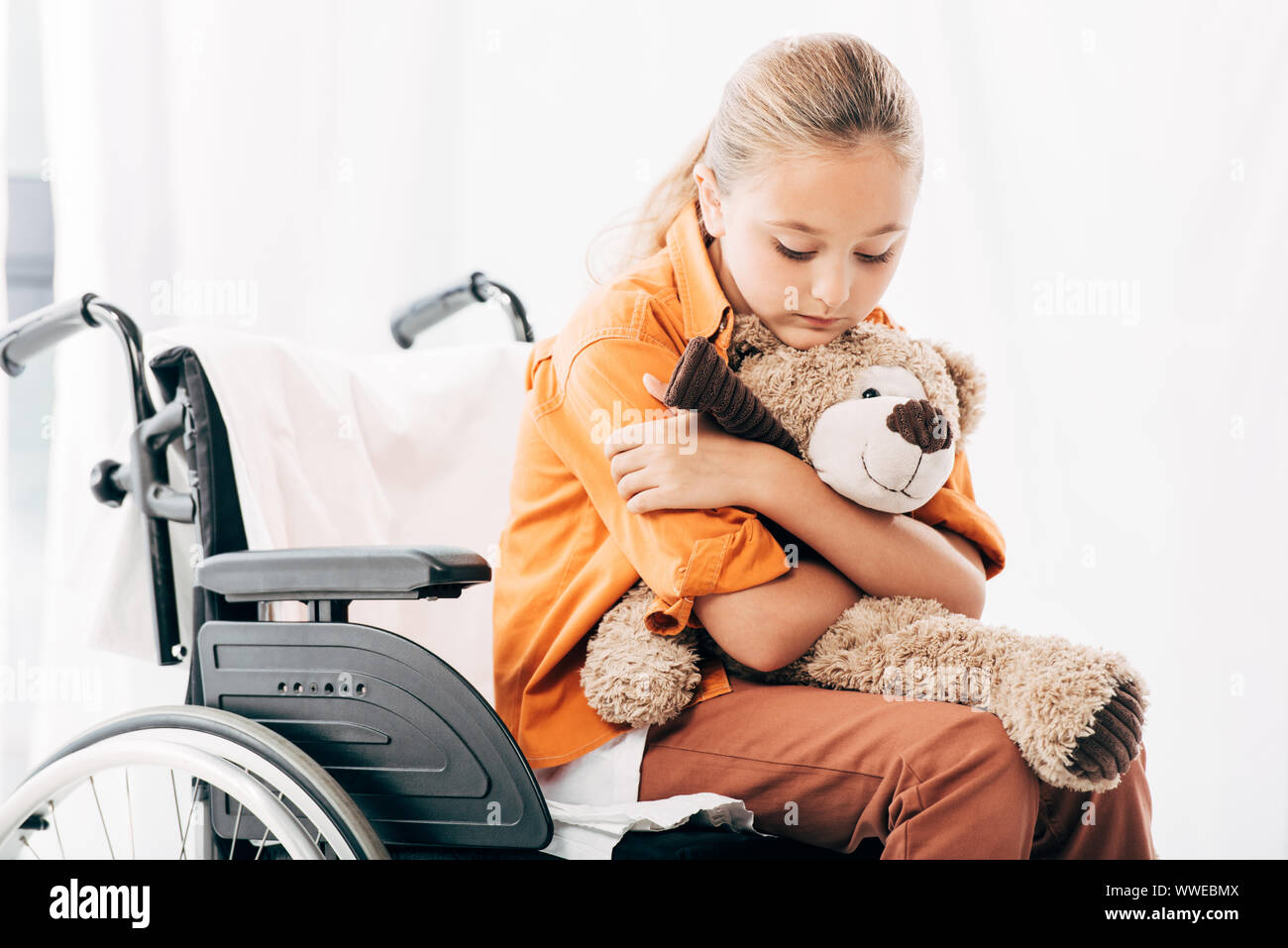 Disabled teddy bear hi-res stock photography and images - Alamy