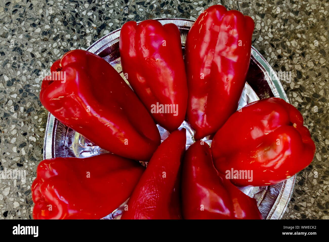 Ready for baking hi-res stock photography and images - Alamy