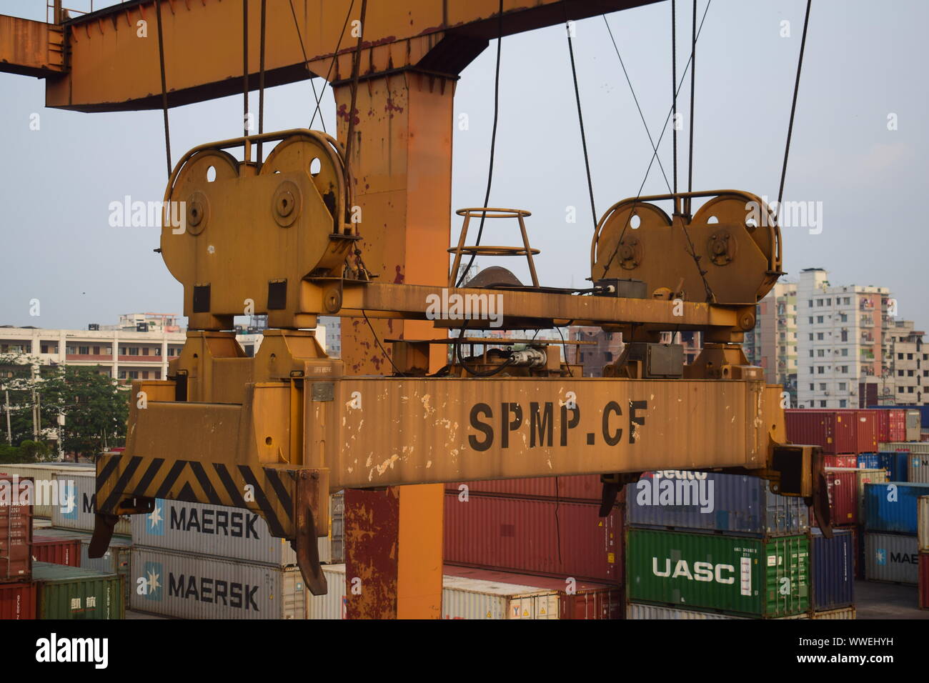 Huge sized liver for lifting container in dockyard of komolapur railway ...