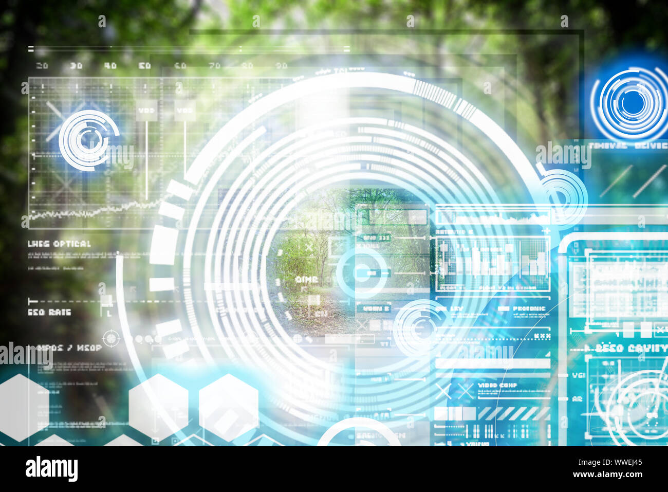 Augmented Reality Device Using Smart Technology Mixing Virtual And