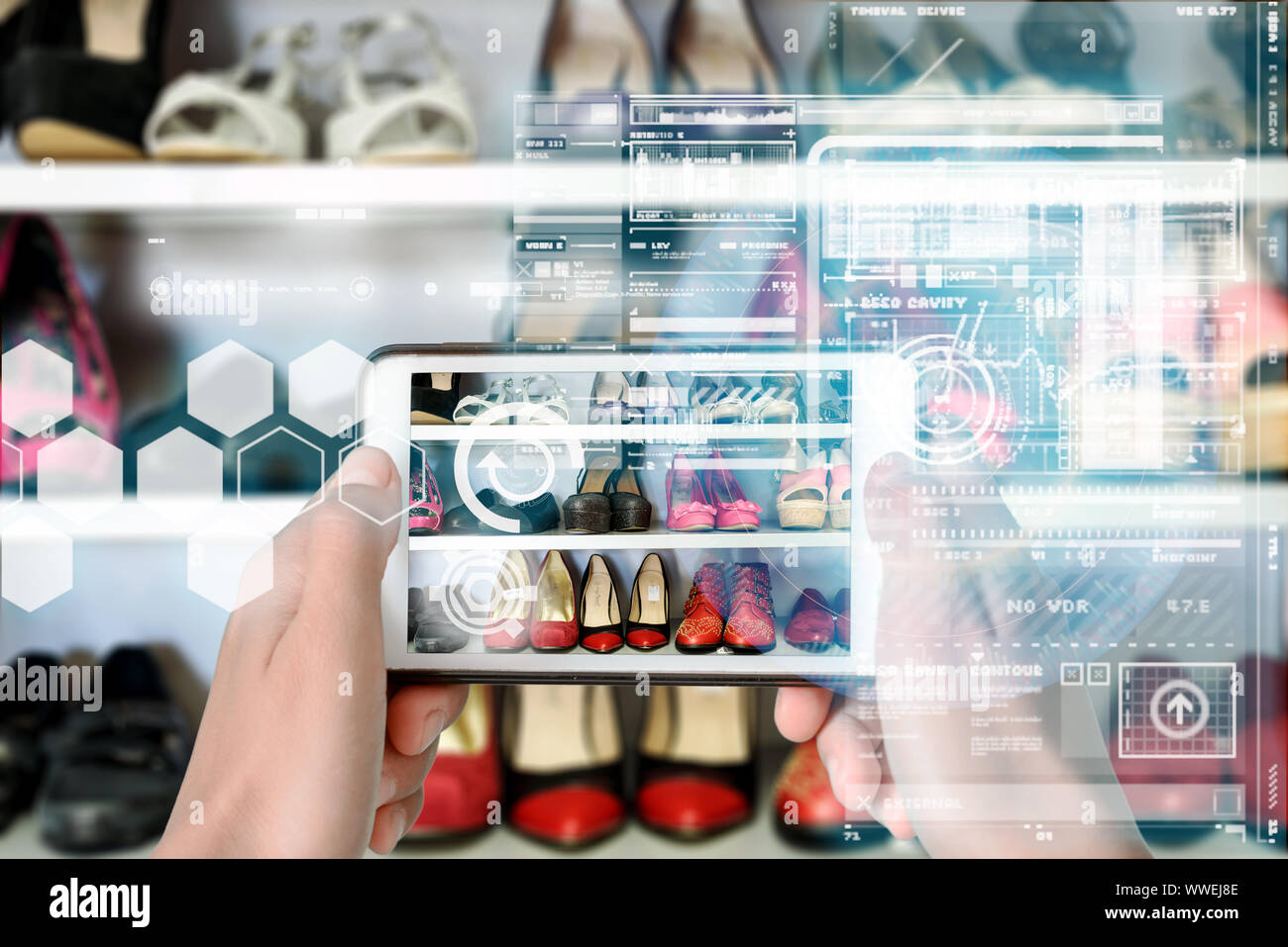 Augmented Reality device using smart technology, mixing virtual and ...