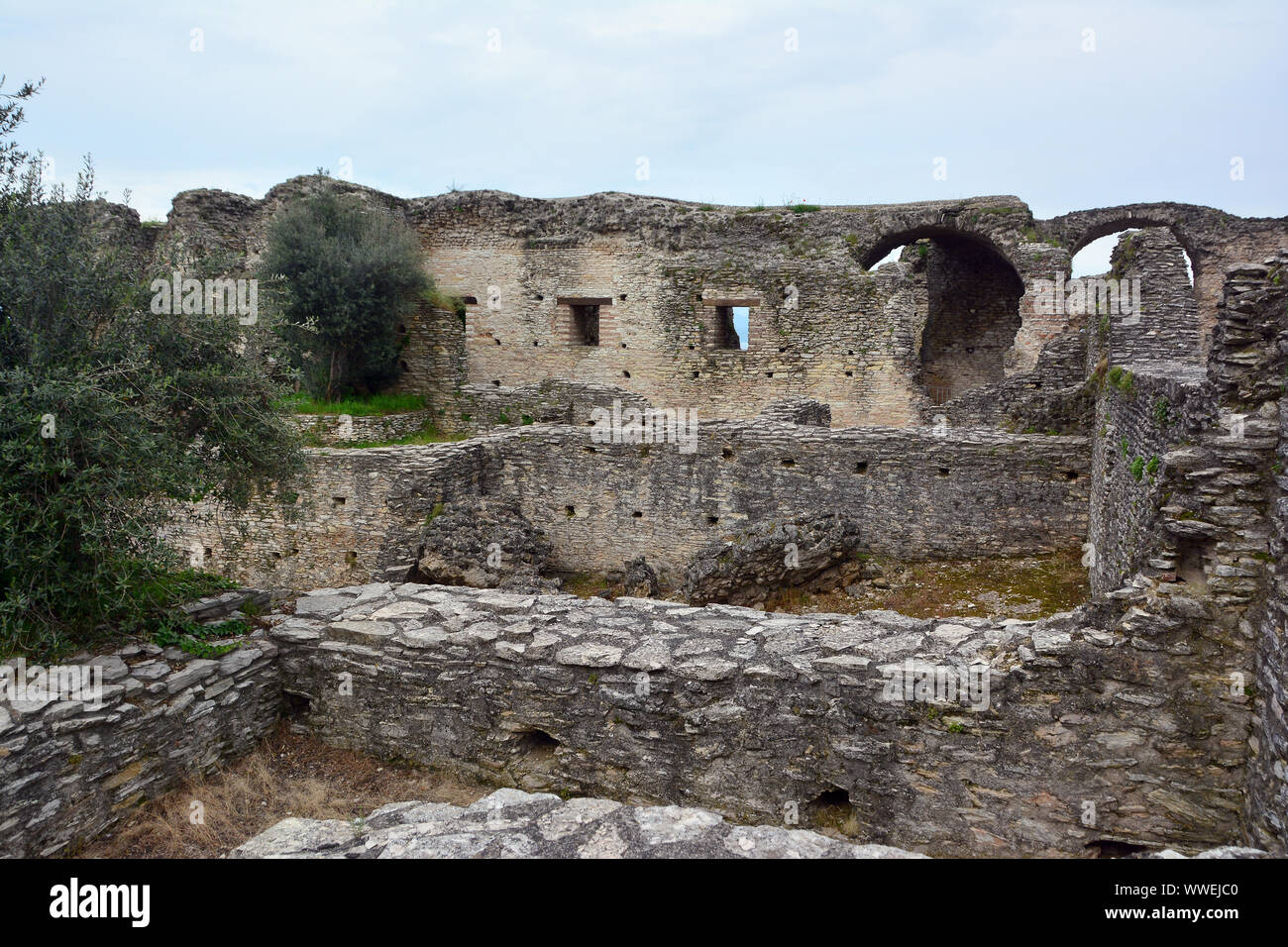 Grotte di Catullo (Caves of Catullus), Roman villa ruin, Sirmione ...