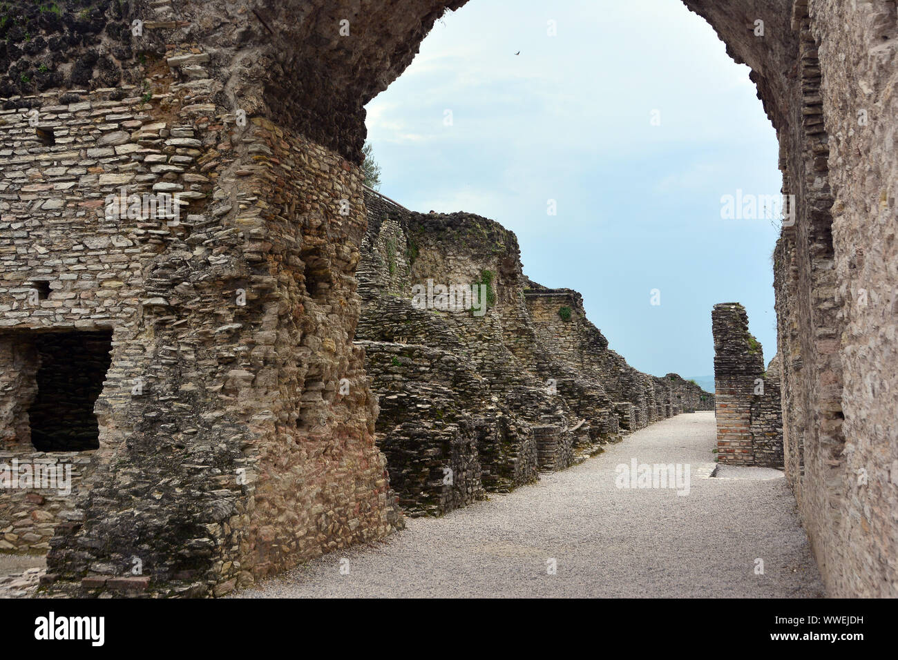 Grotte di Catullo (Caves of Catullus), Roman villa ruin, Sirmione ...