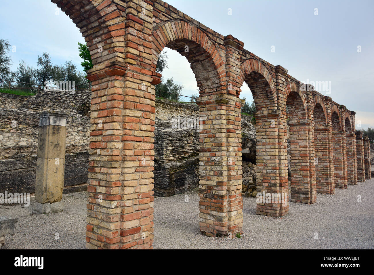 Grotte di Catullo (Caves of Catullus), Roman villa ruin, Sirmione ...