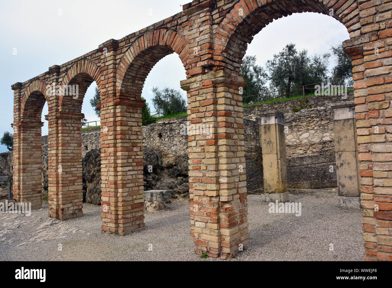 Grotte di Catullo (Caves of Catullus), Roman villa ruin, Sirmione ...