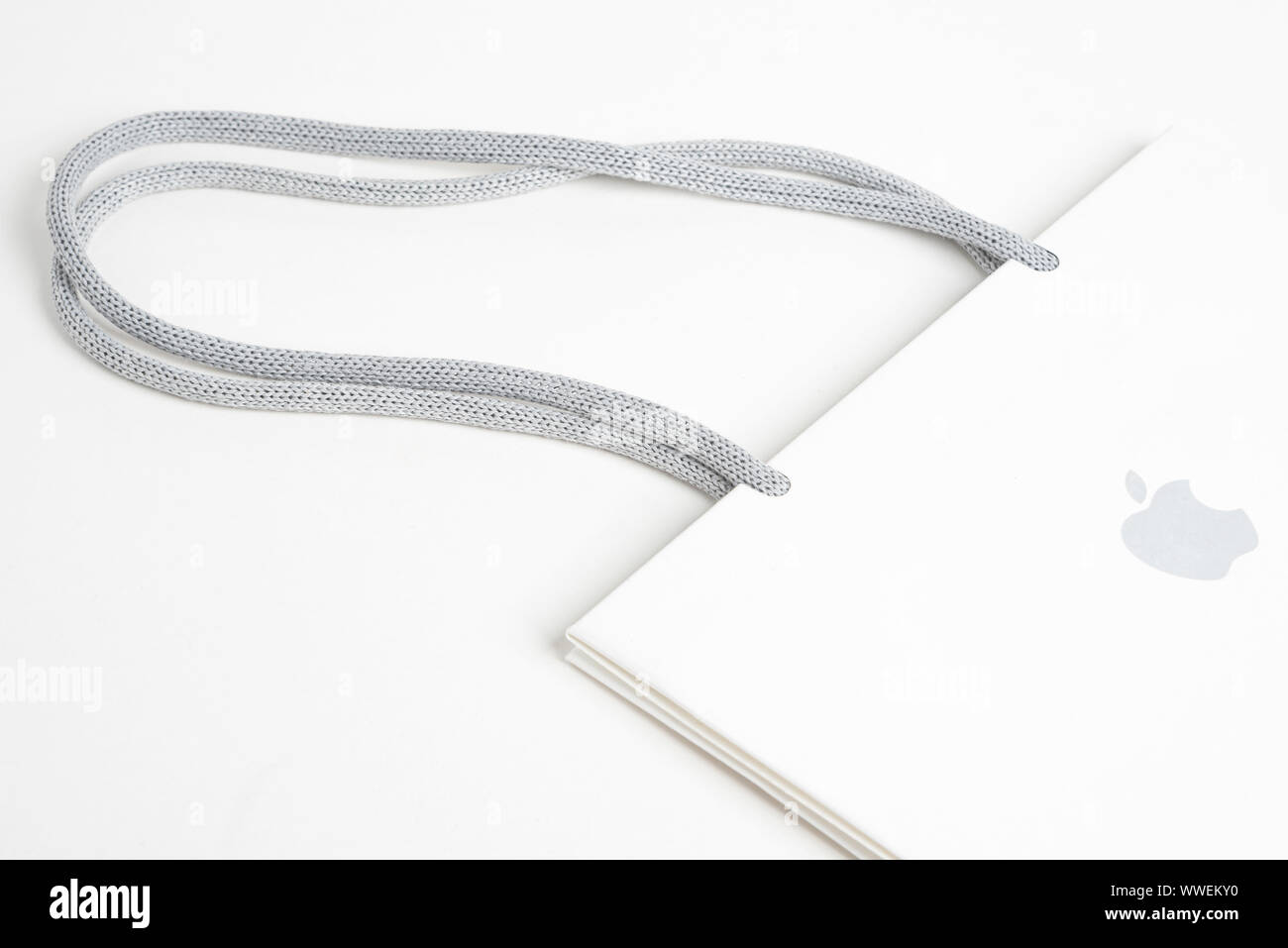 Apple logo on a bag hi-res stock photography and images - Alamy