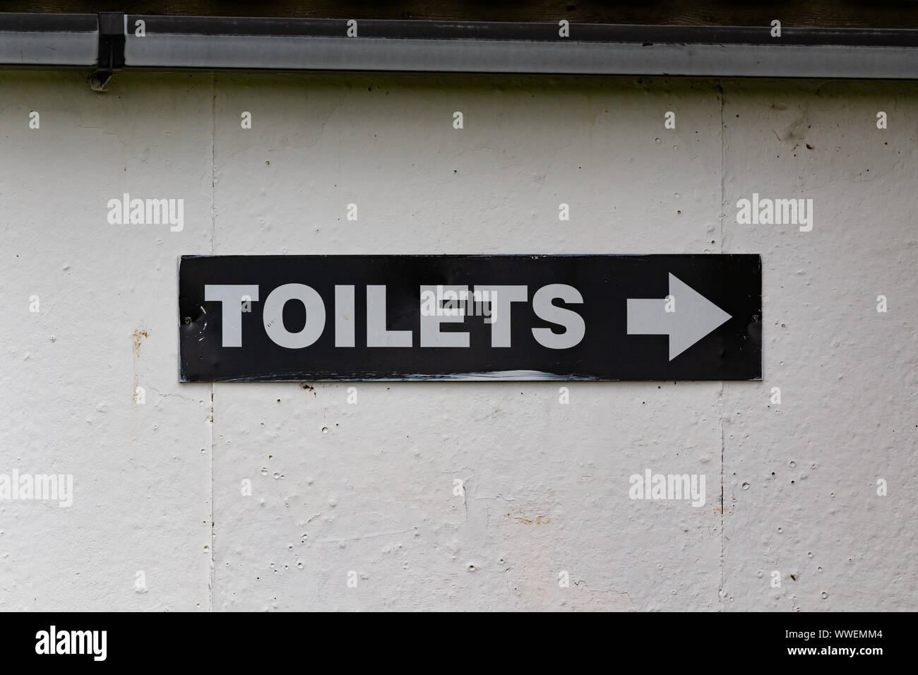 Public toilets sign hi-res stock photography and images - Alamy