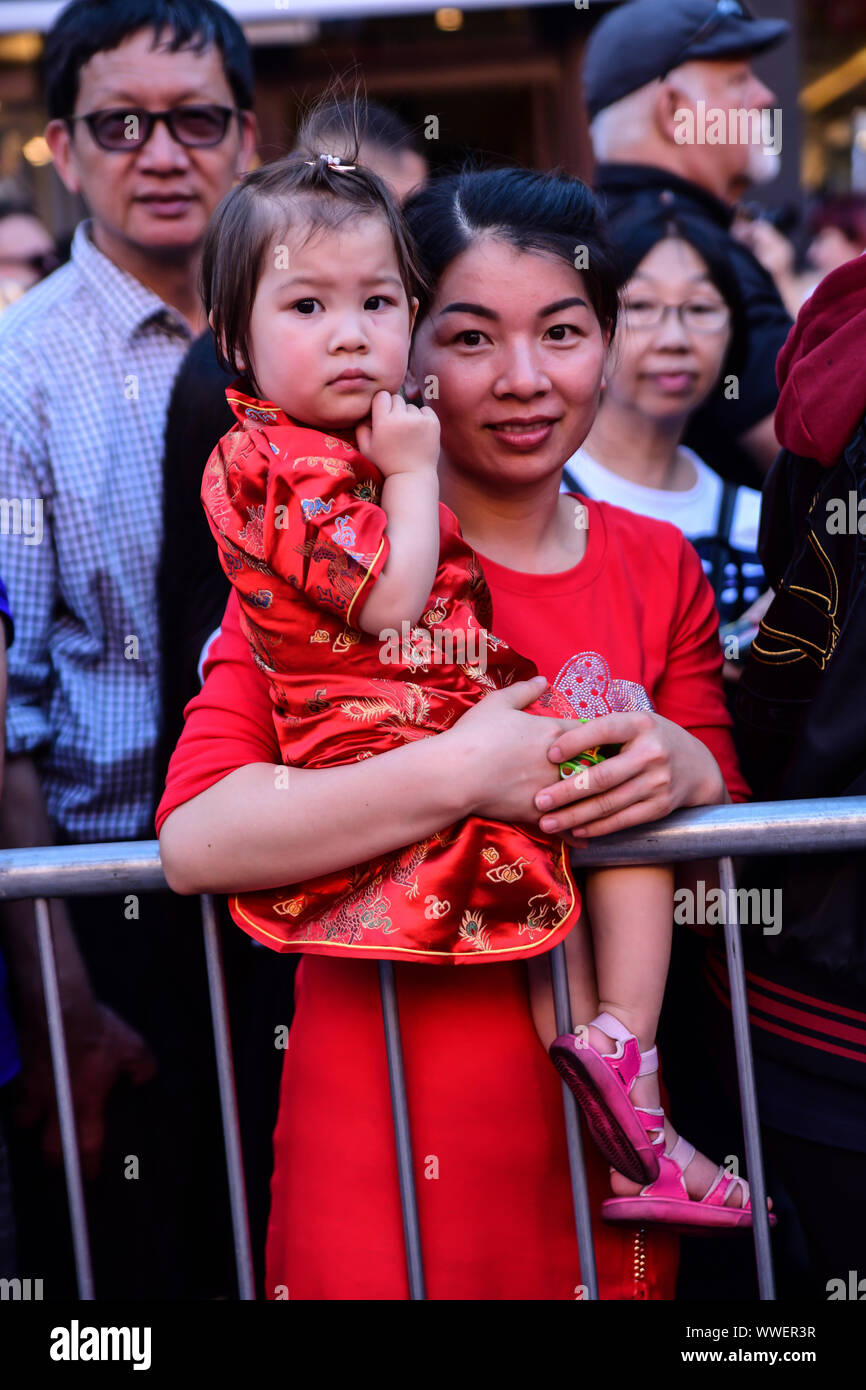 London Chinatown Chinese Association host a Celebration of the Moon ...