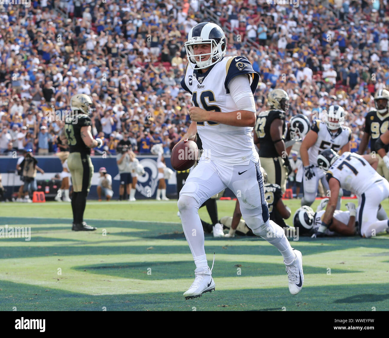 Jared goff after touchdown hi-res stock photography and images - Alamy