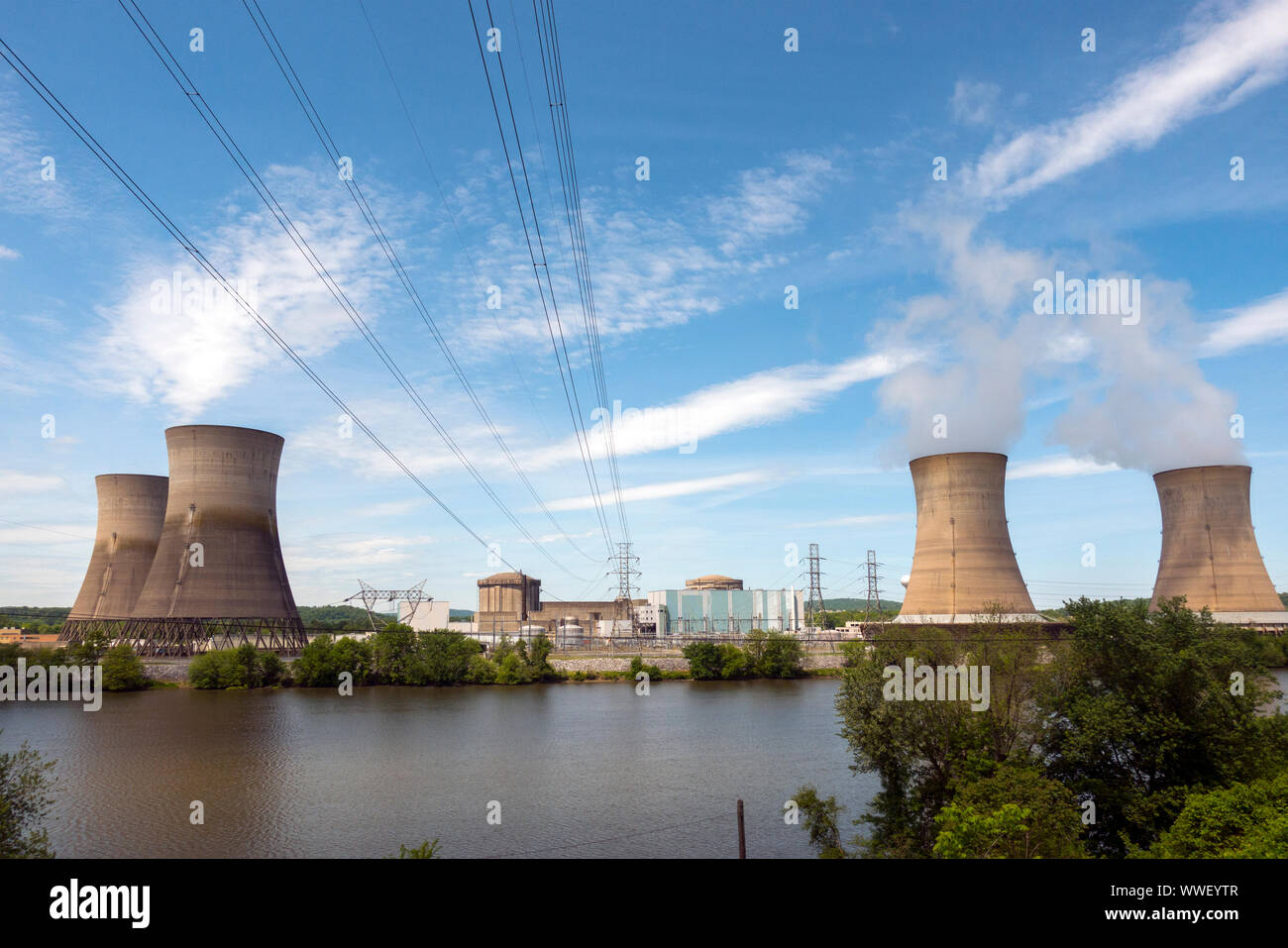 Three Mile Island Nuclear generating station PA Stock Photo - Alamy