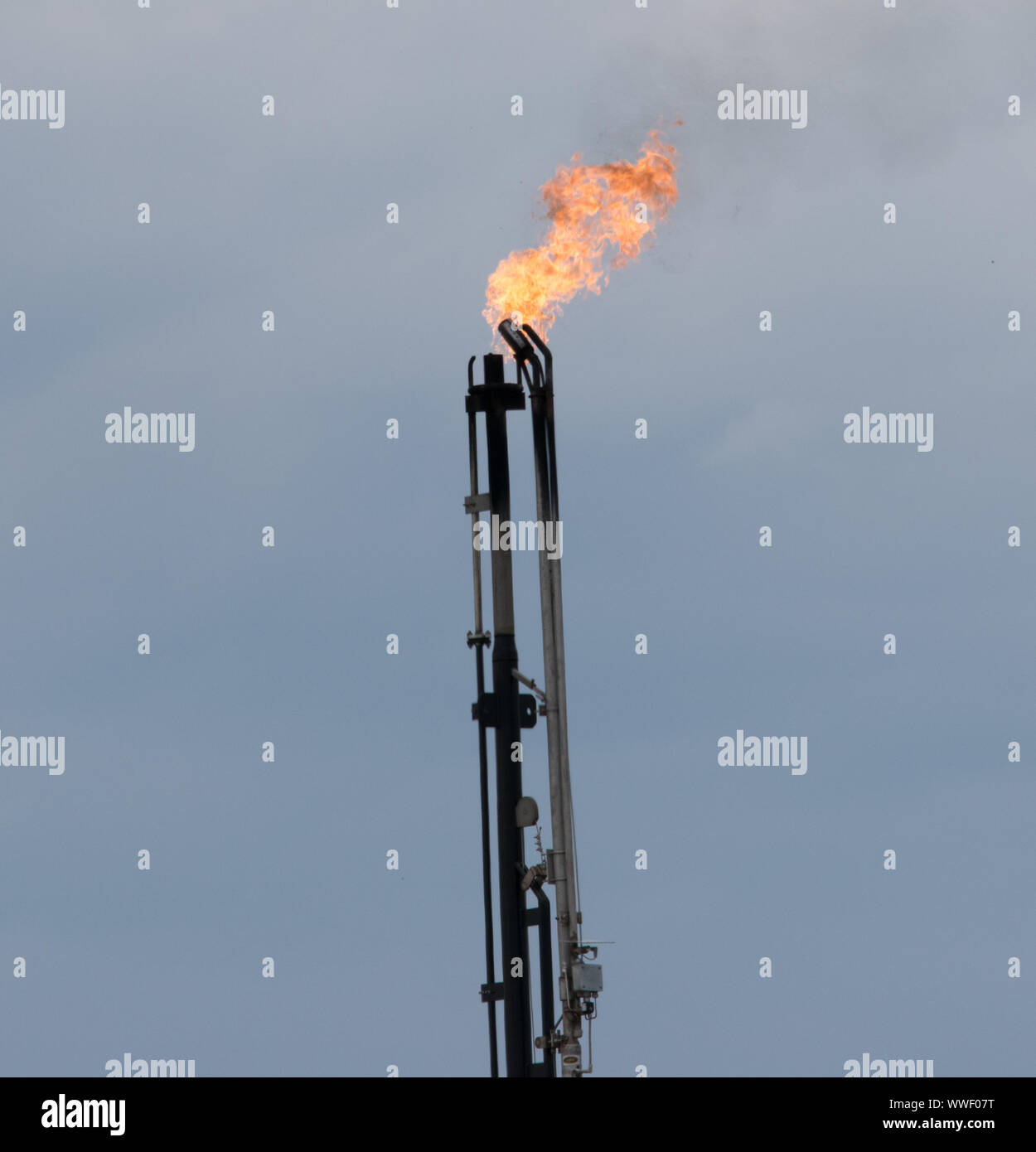 American Shale Gas - Drilling Rig Stock Photo - Alamy