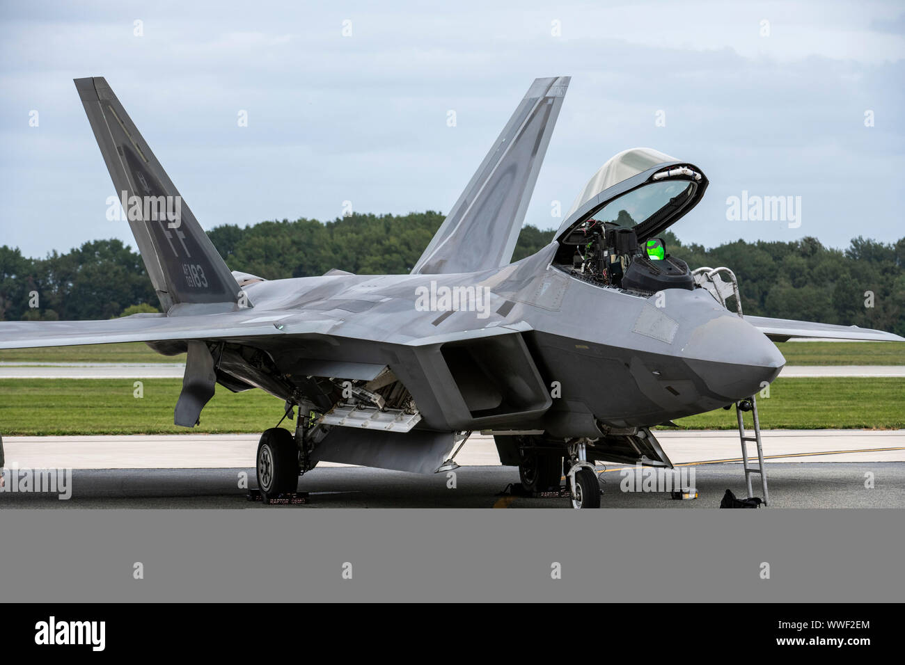 F 22 raptor 5th generation hi-res stock photography and images - Alamy