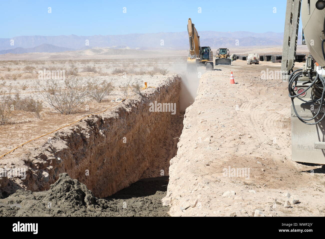 Trench defense system hi-res stock photography and images - Alamy