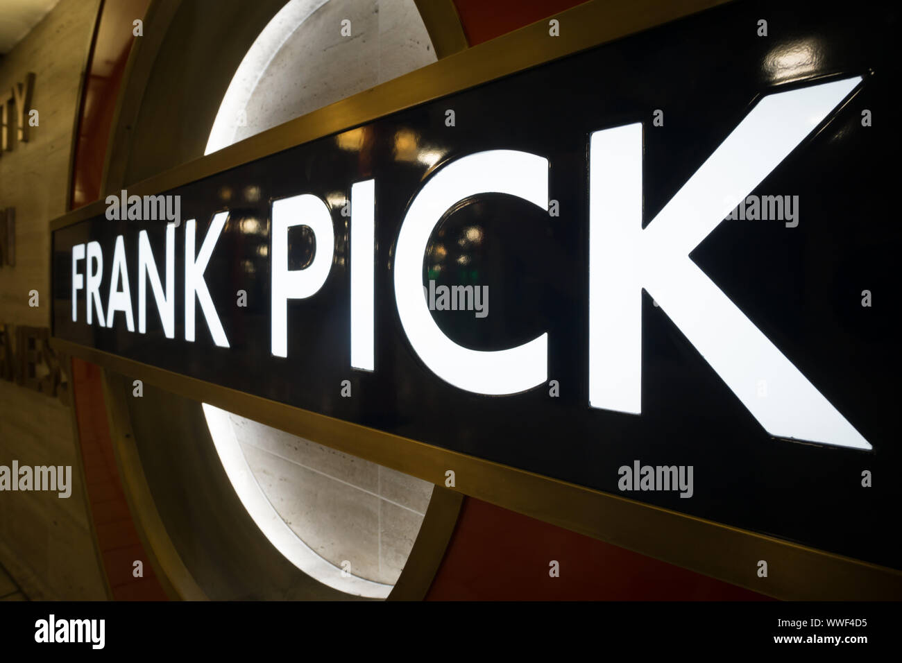 Frank pick london hi-res stock photography and images - Alamy