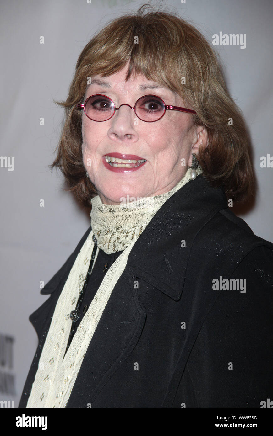 Dead at 54 hi-res stock photography and images - Alamy