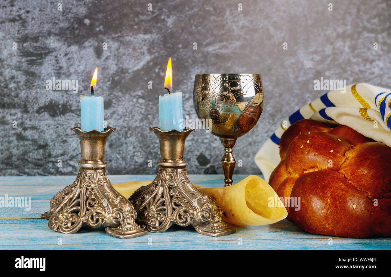 Shabbat wine hi-res stock photography and images - Alamy