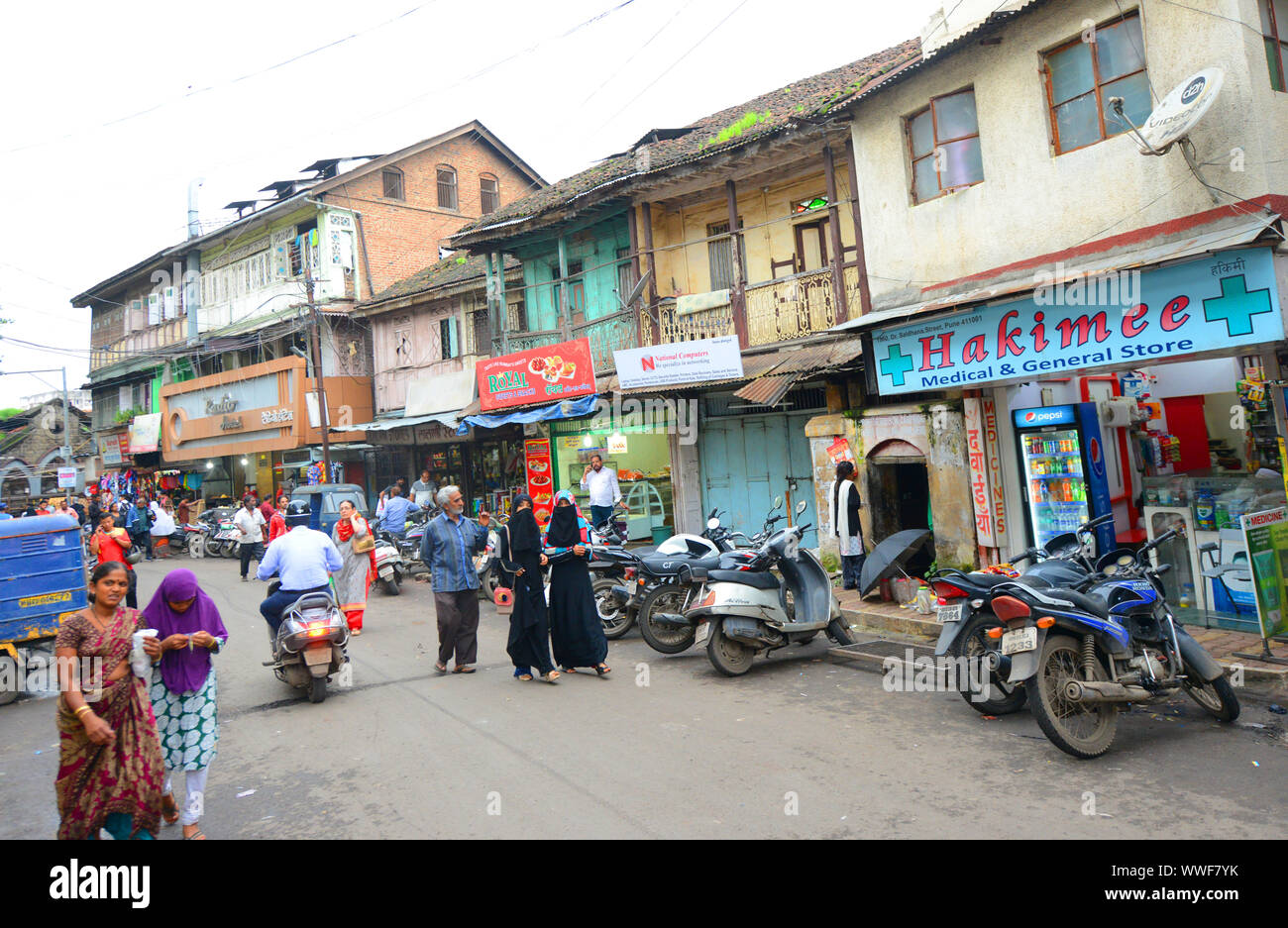 Pune india old city hi-res stock photography and images - Alamy