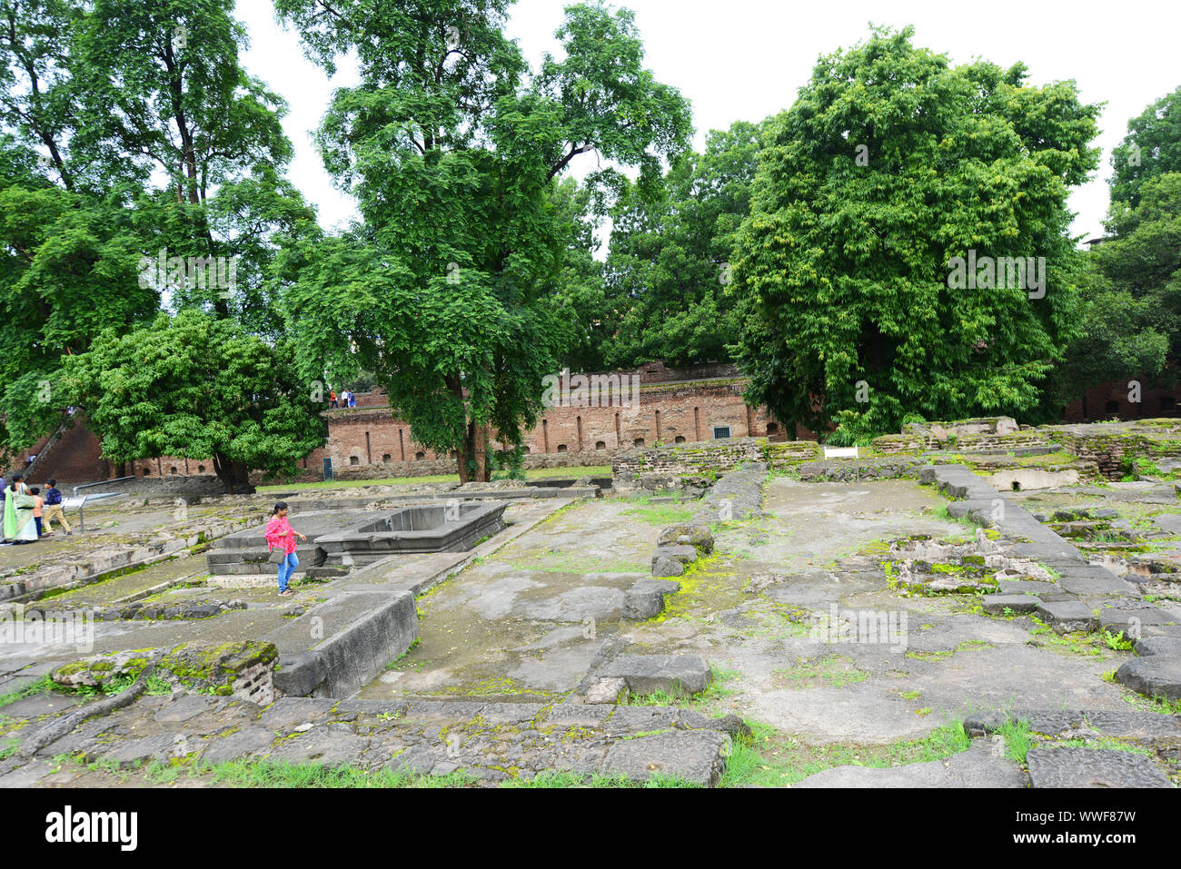 Ruins of the palace at the Shaniwar Wada fortification in Pune, India ...