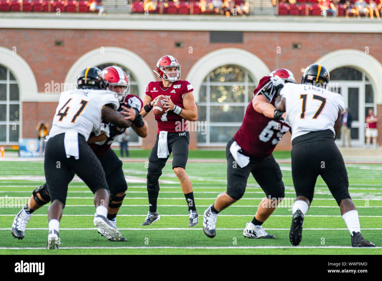University of alabama stadium hi-res stock photography and images - Alamy