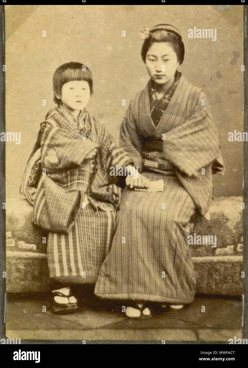Japanese woman and a child, Japan Stock Photo - Alamy