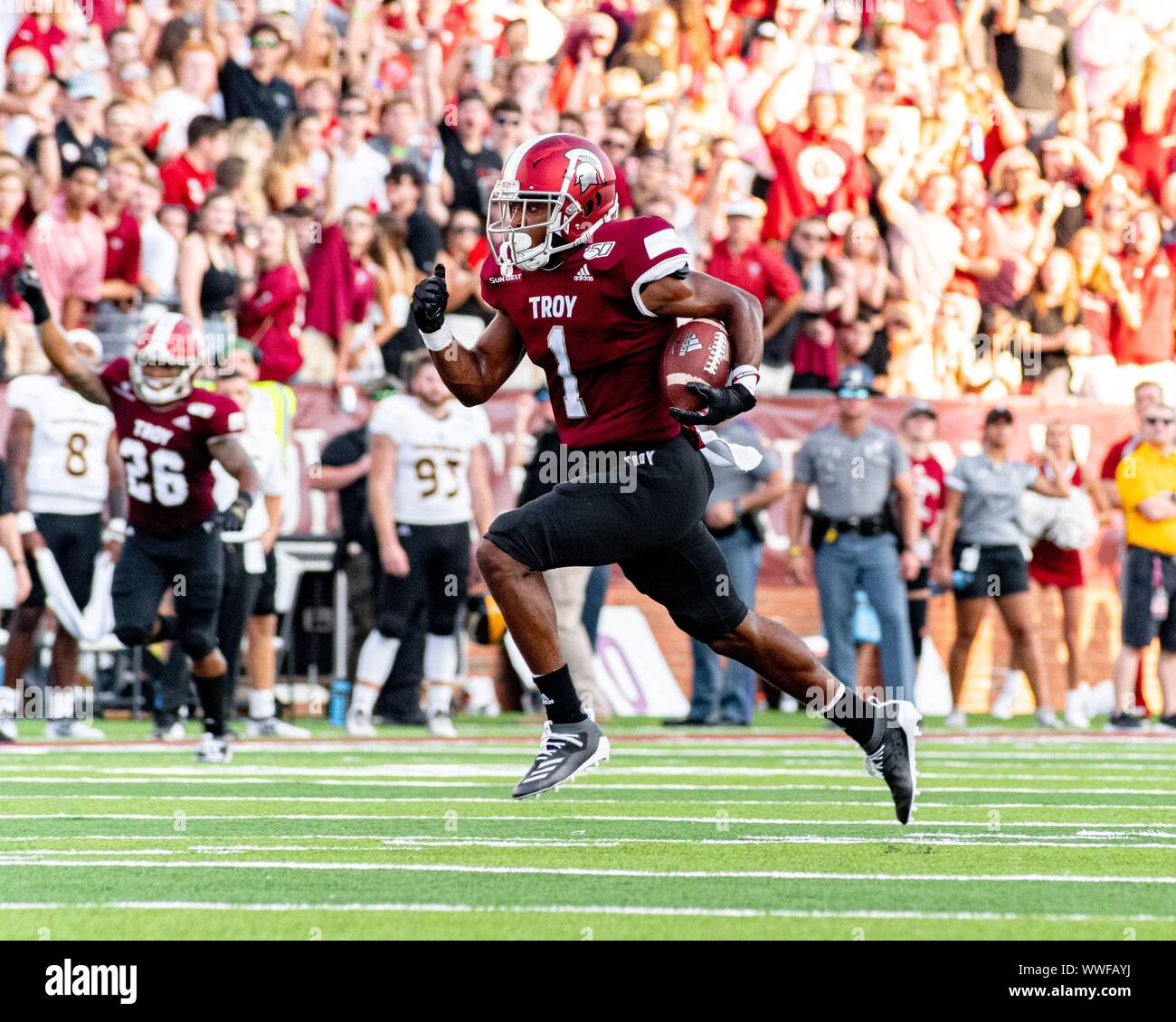 University of alabama stadium hi-res stock photography and images - Alamy