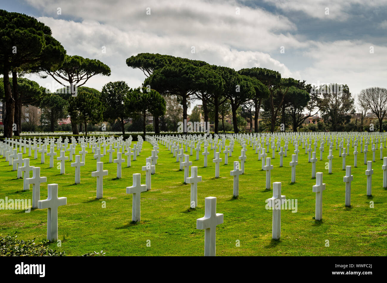 Sicily rome american cemetery hi-res stock photography and images - Alamy