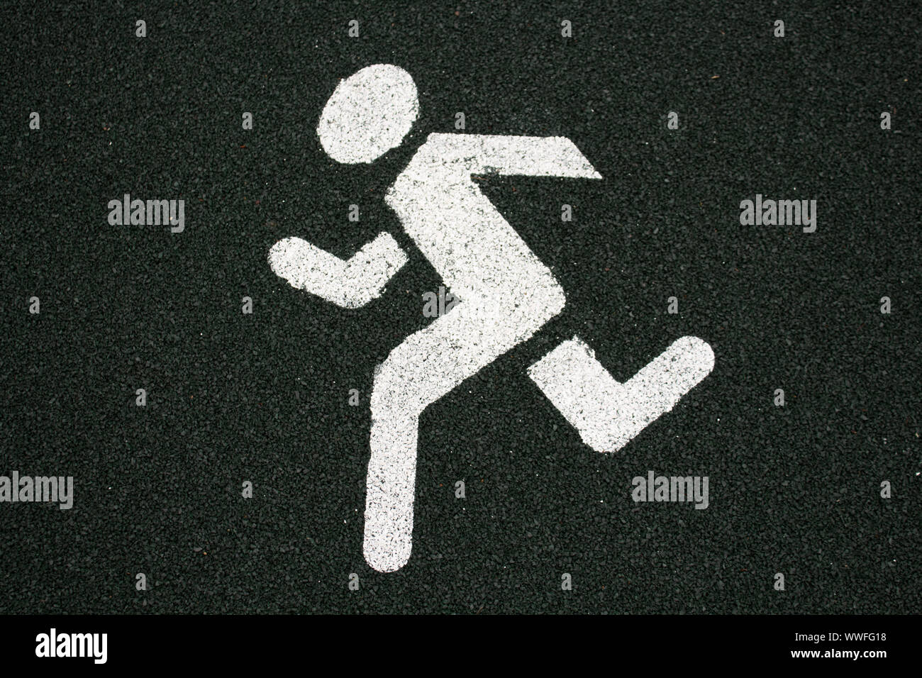 Walking track marking hi-res stock photography and images - Alamy