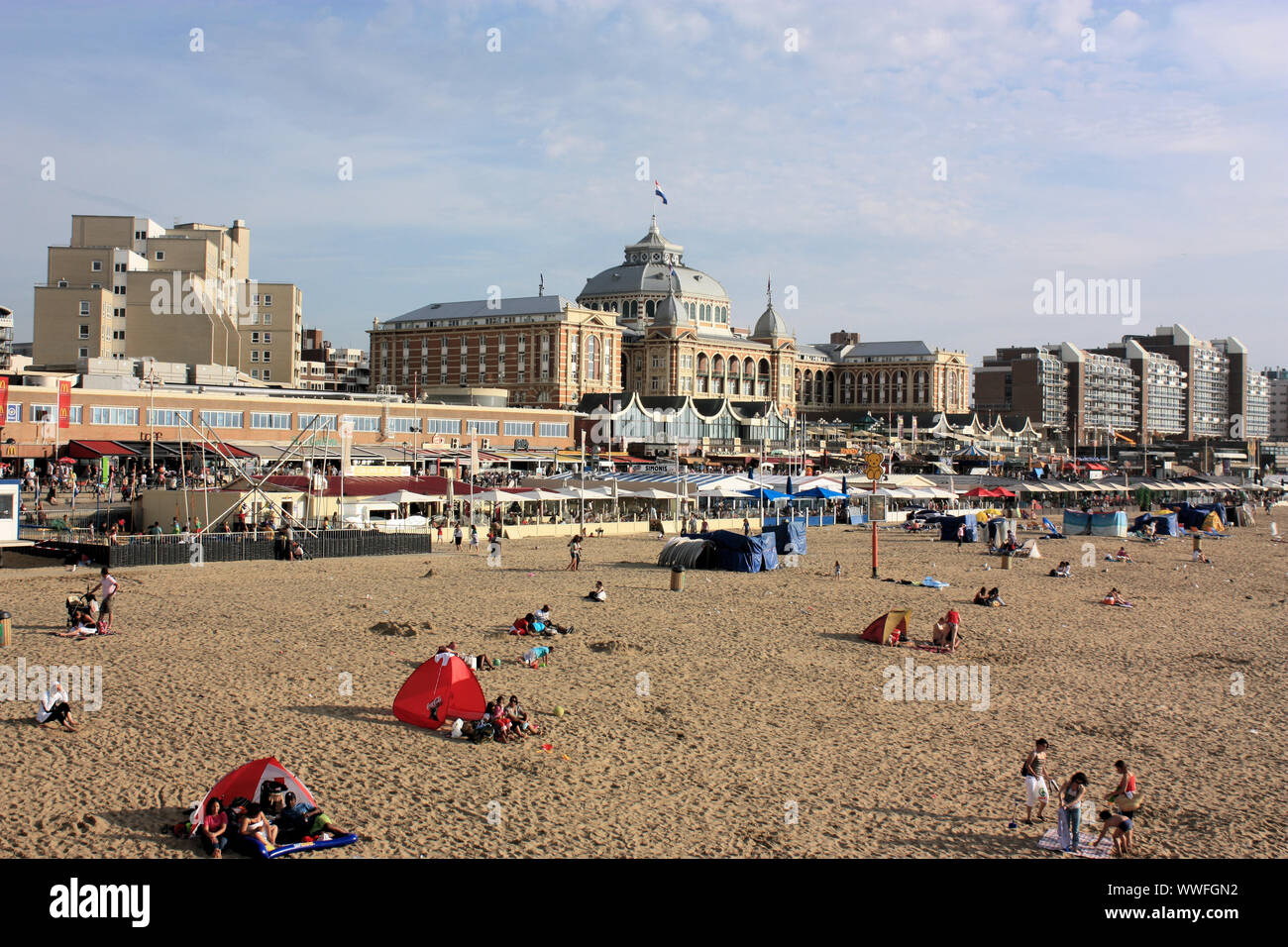 People like to enjoy the warm open air in Scheveningen in South Holland ...