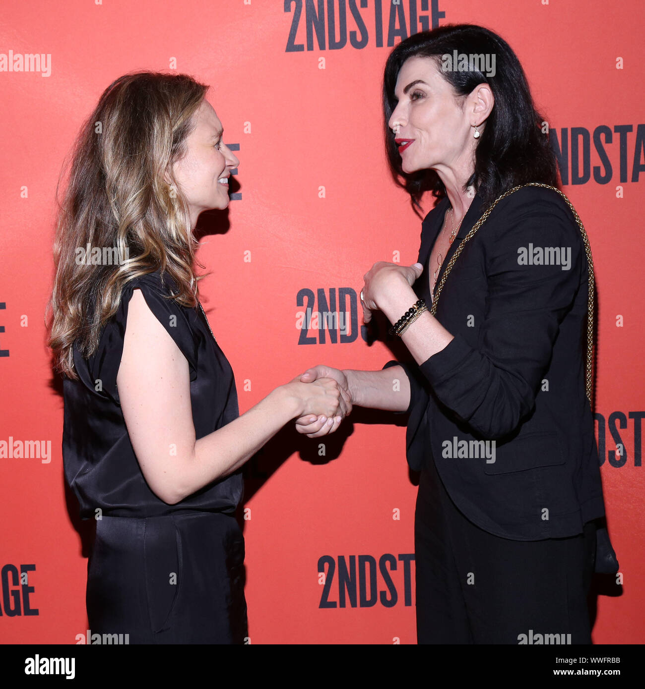 Julianna margulies 2019 hi-res stock photography and images - Alamy