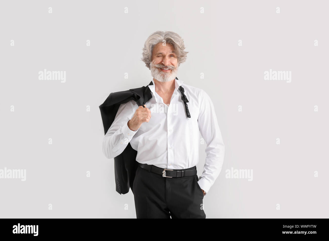 Stylish elderly man outfit hi-res stock photography and images - Alamy