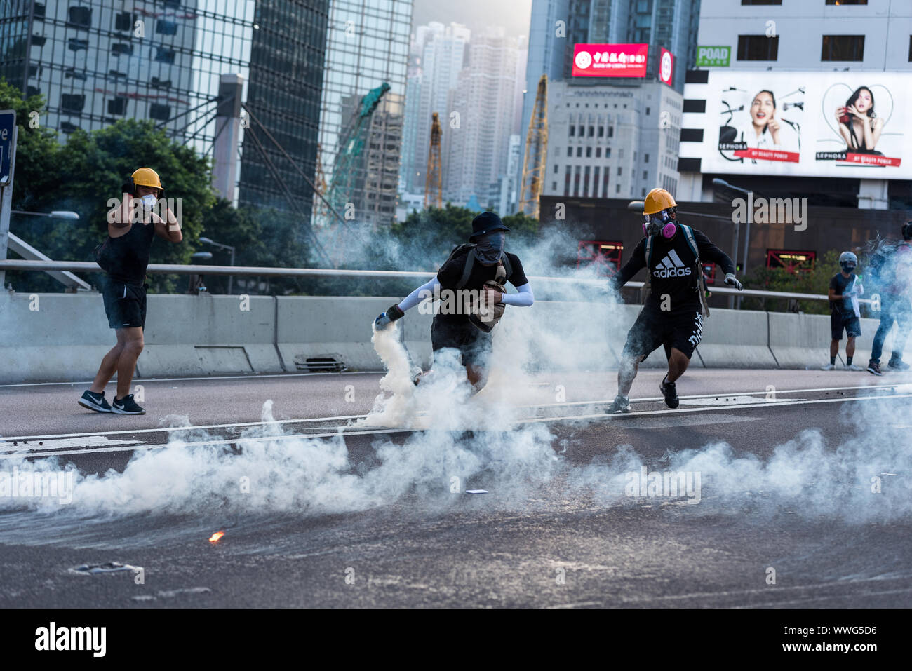 Throwing bricks hi-res stock photography and images - Alamy