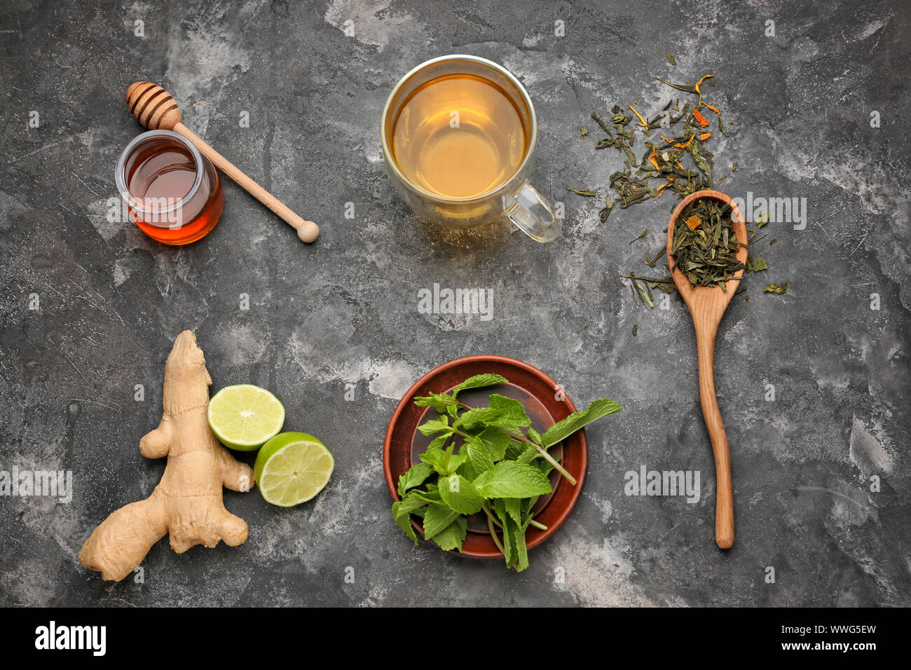 Plate aromatic ingredients tea hi-res stock photography and images - Alamy