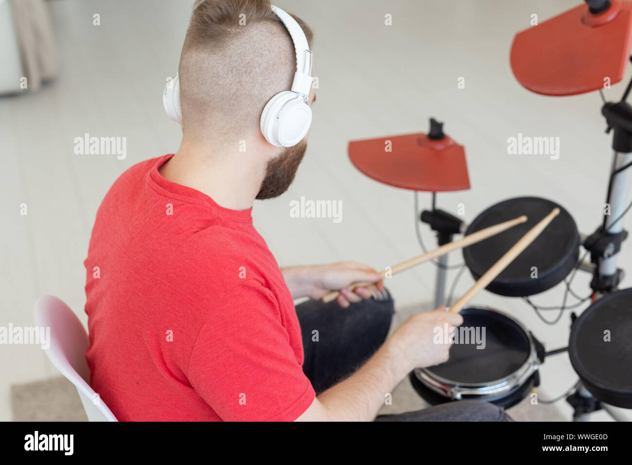 Bearded Drummer High Resolution Stock Photography and Images - Alamy