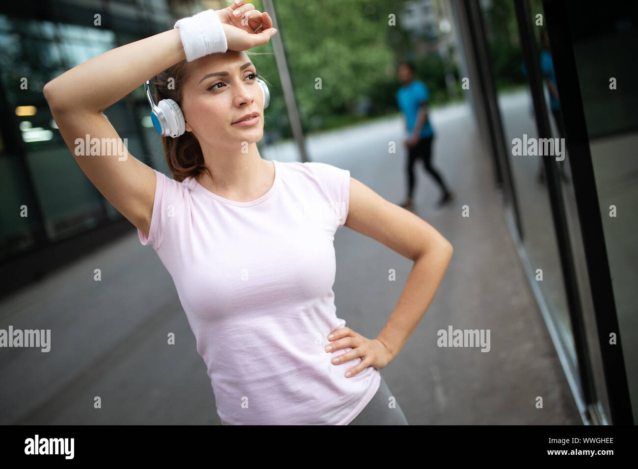 Sweaty women jogging hi-res stock photography and images - Alamy