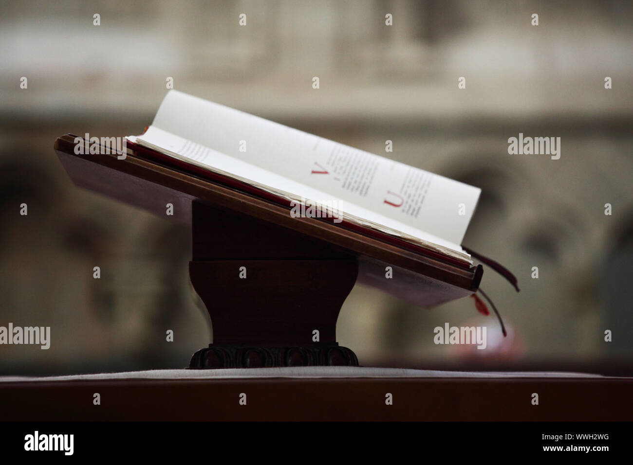 bible in church interior close up Stock Photo - Alamy