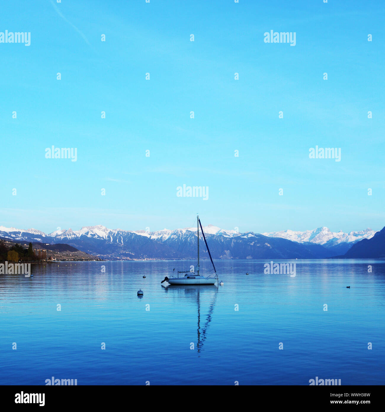 Serenity on lake geneva hi-res stock photography and images - Alamy